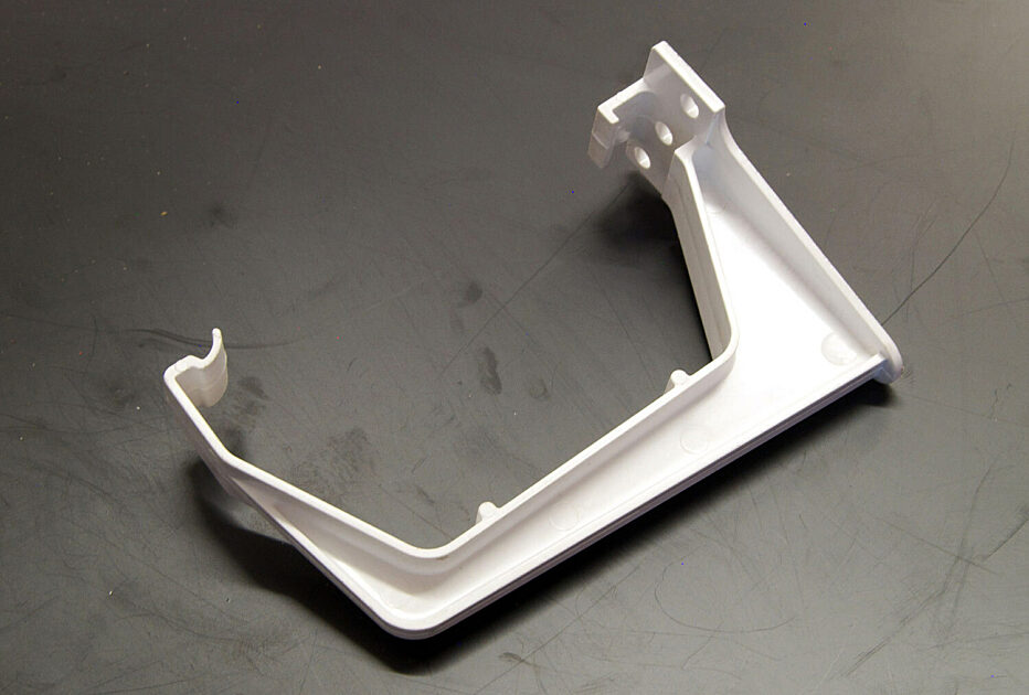 Gutter Brackets Square (White) – Soden Plastics Ltd